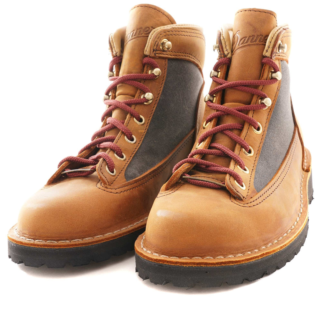 Danner Womens Danner Ridge - Tan – Stuarts London
